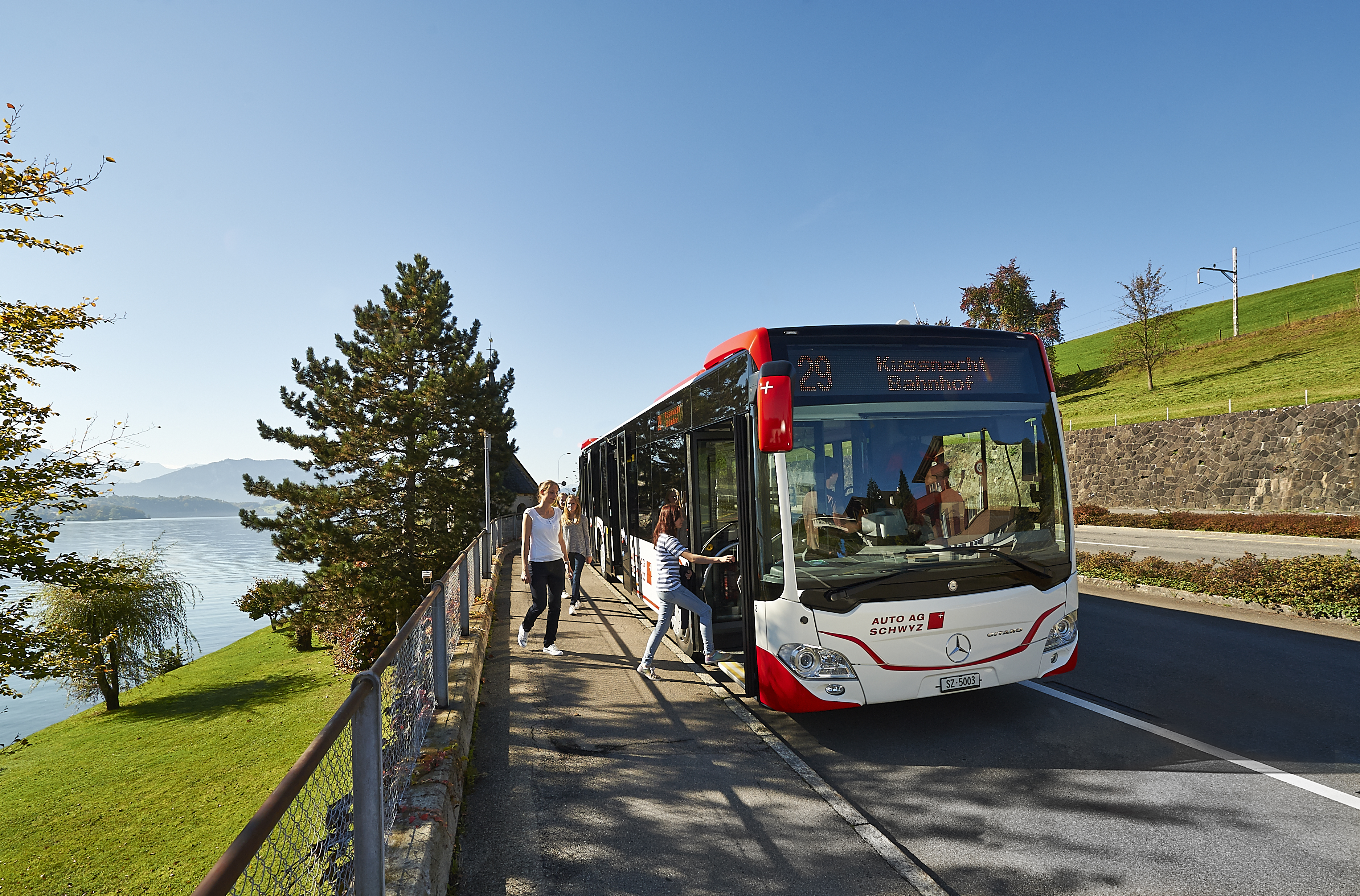 Single Tickets & Day Passes | ZVV